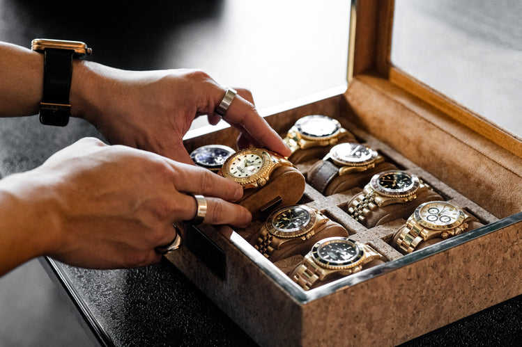 How to Store Your Watches – Analog:Shift