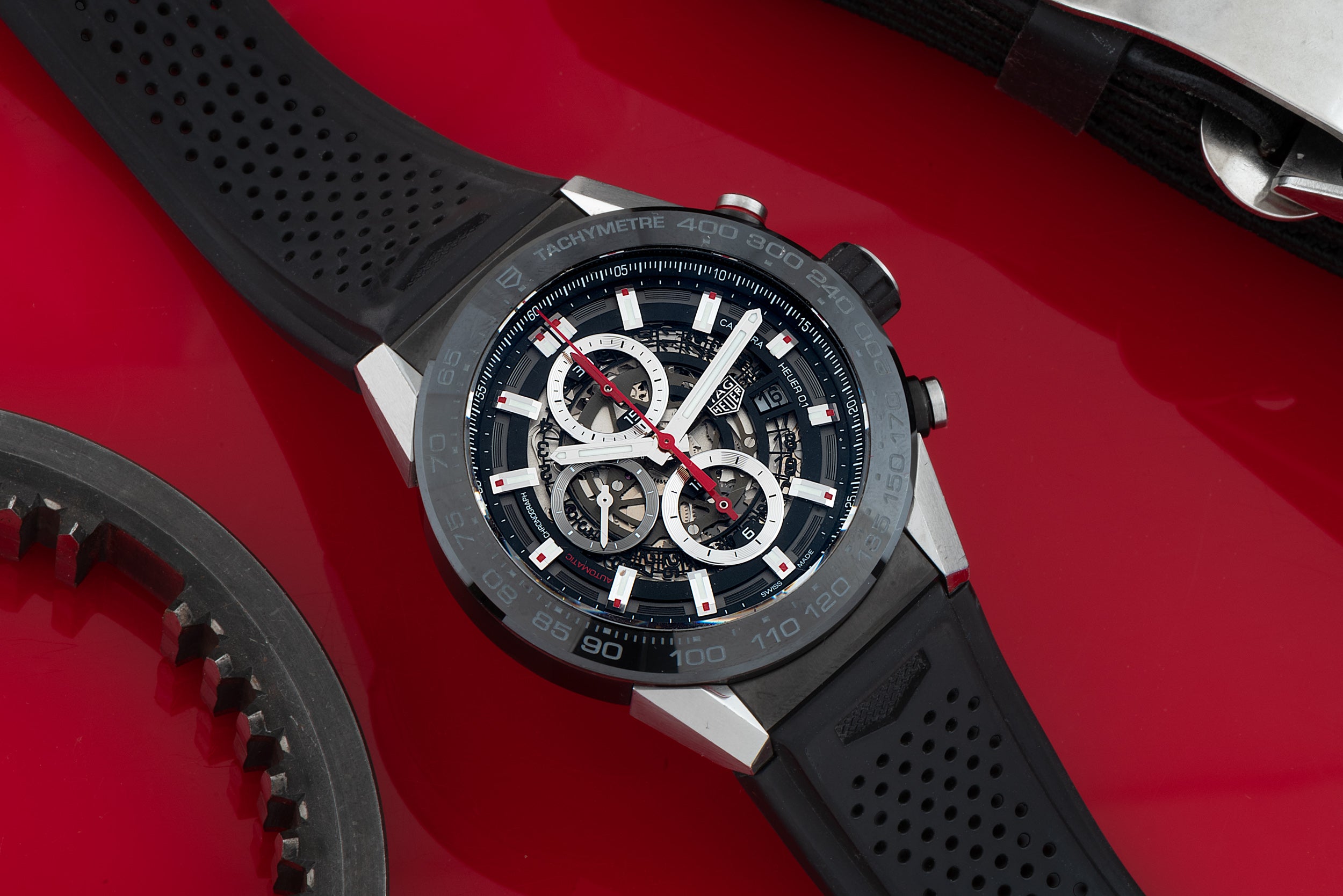 TAG Heuer Carrera 'Skeleton' – Analog:Shift