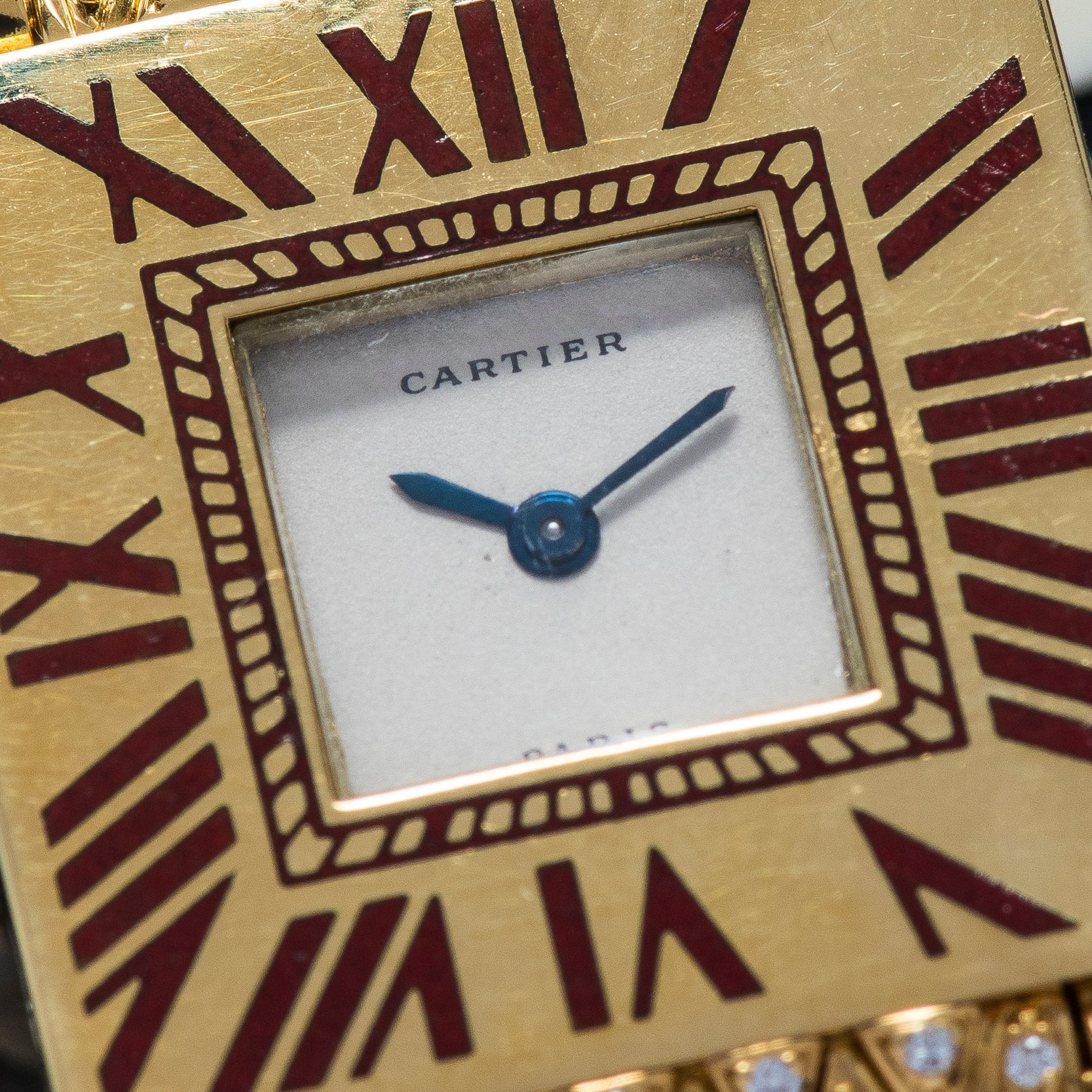Cartier Obus – Analog:Shift