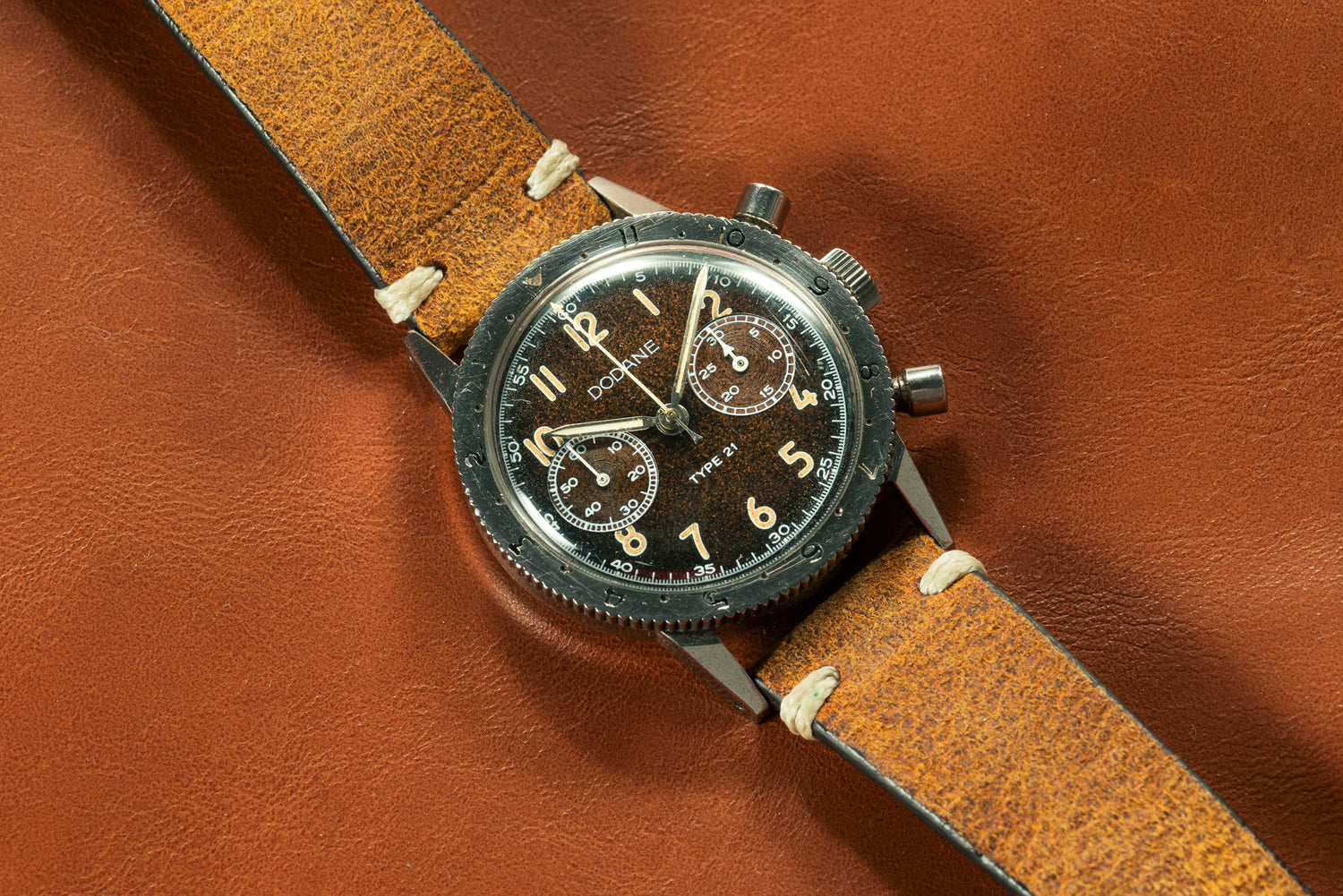 Dodane Type 21 Chronograph 'Tropical' – Analog:Shift