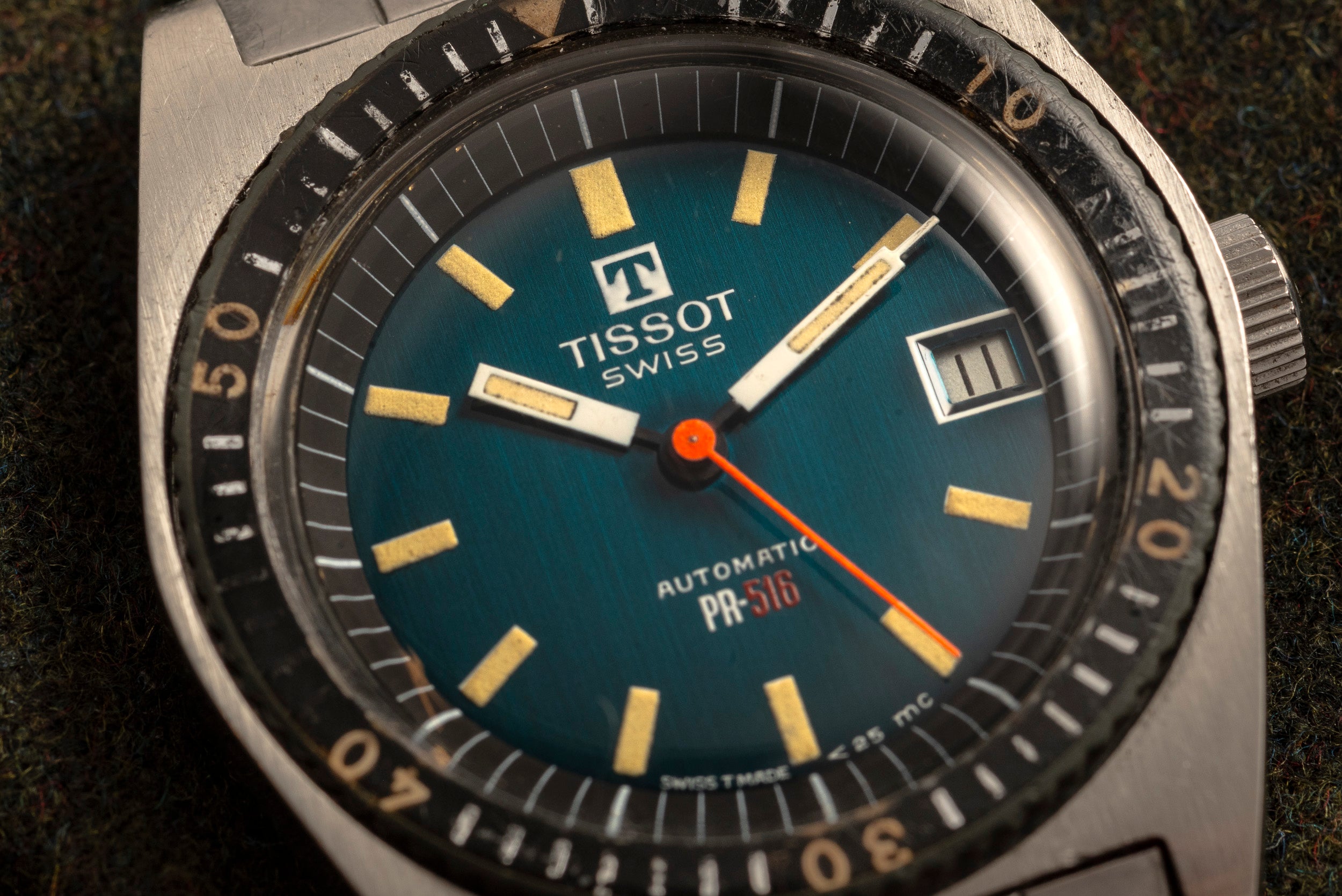 Tissot PR-516 'Roger Moore' – Analog:Shift
