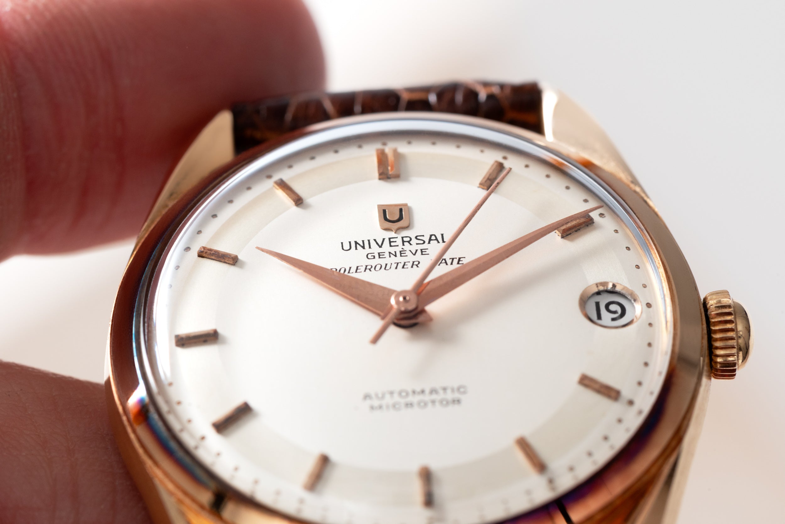 Universal Genève Polerouter Date 'French Import' – Analog:Shift