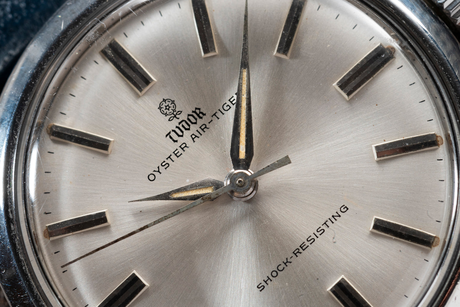 Tudor Oyster Air-Tiger – Analog:Shift