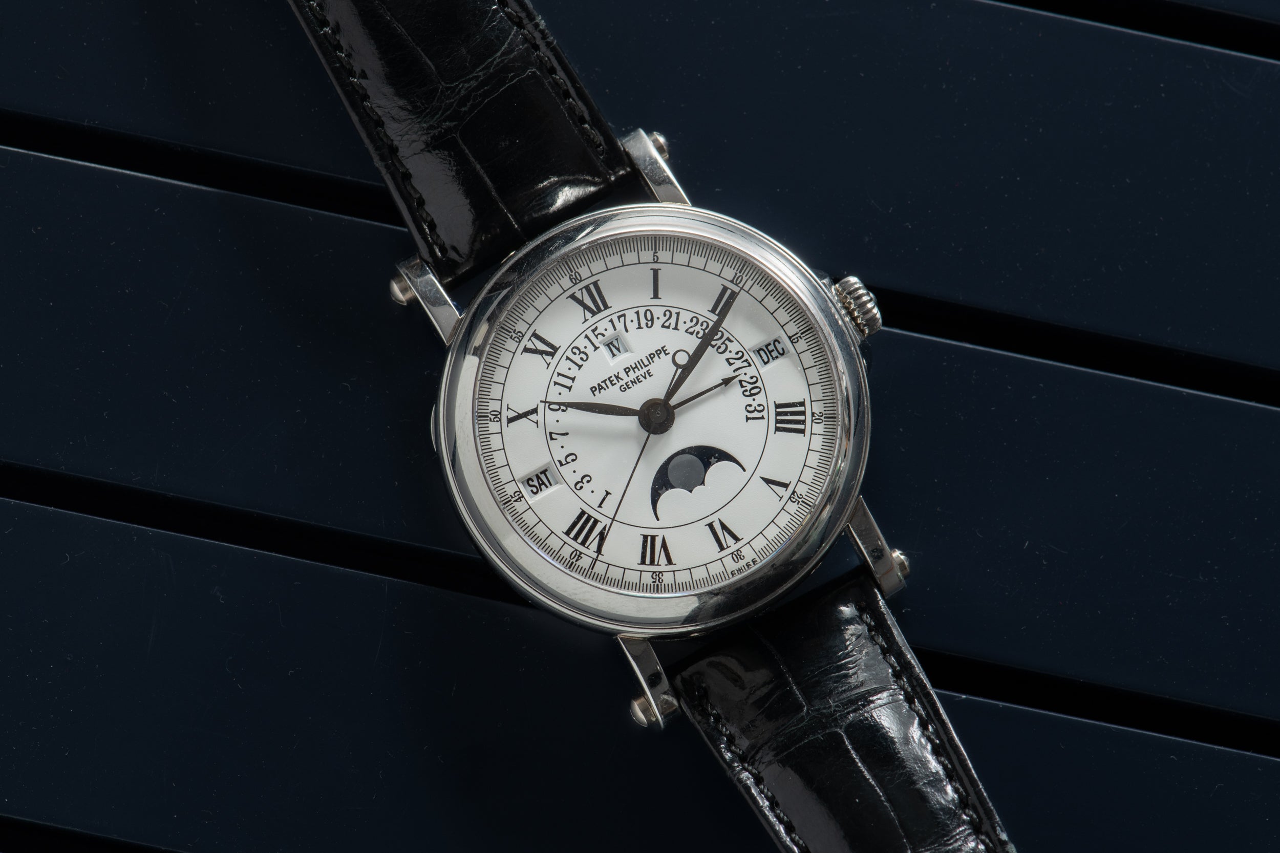 Patek Philippe Retrograde Perpetual Calendar – Analog:Shift