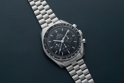 Omega Speedmaster Professional – Analog:Shift