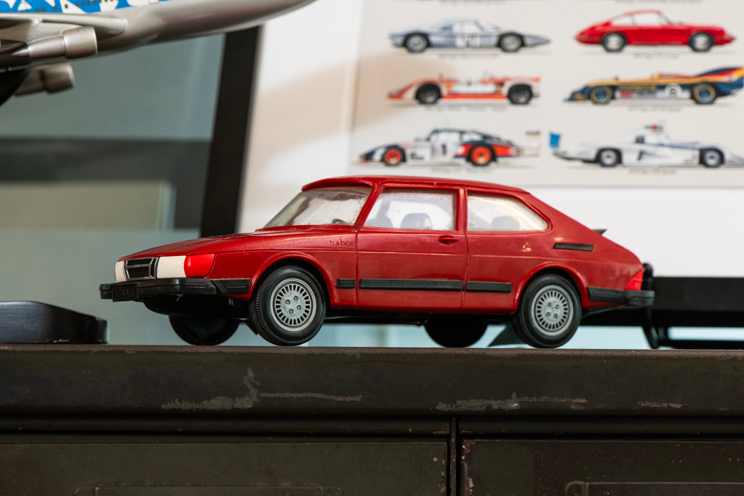 Saab 900 Turbo Coupe Dealer Promo Model – Analog:Shift