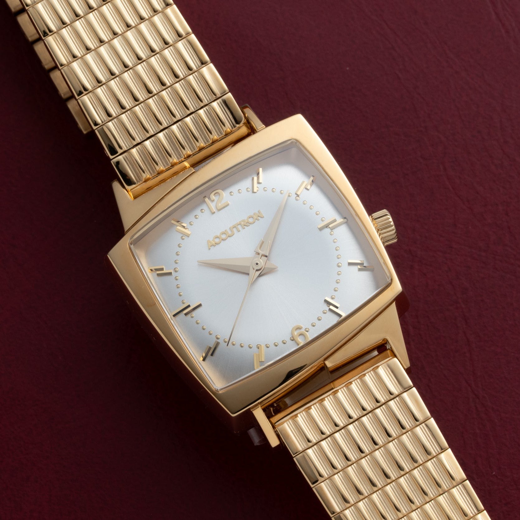 Accutron 521 Legacy 'The King' – Analog:Shift