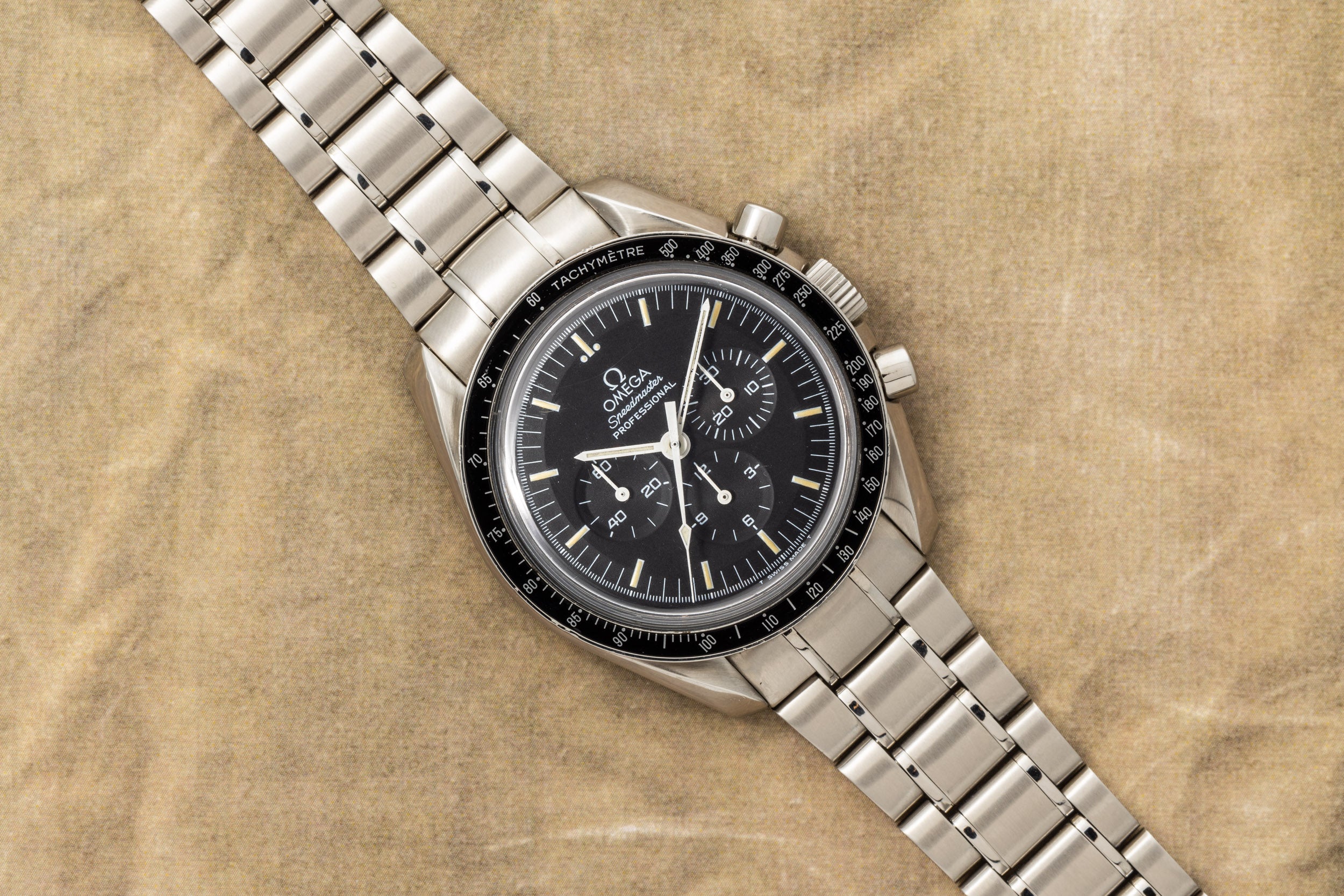 Omega Speedmaster Professional 'Hesalite Sandwich' – Analog:Shift