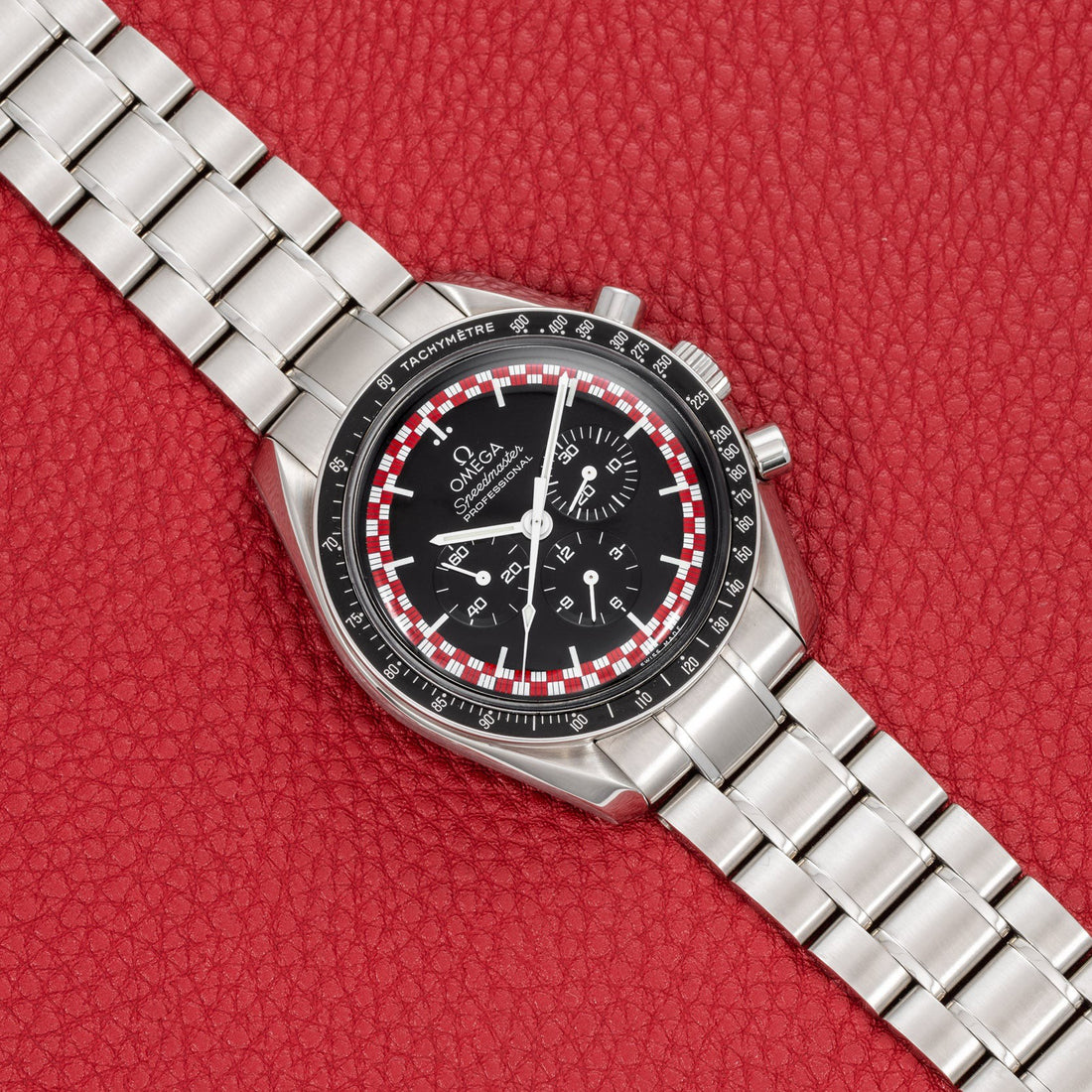 Omega Speedmaster 'Tintin' – Analog:Shift