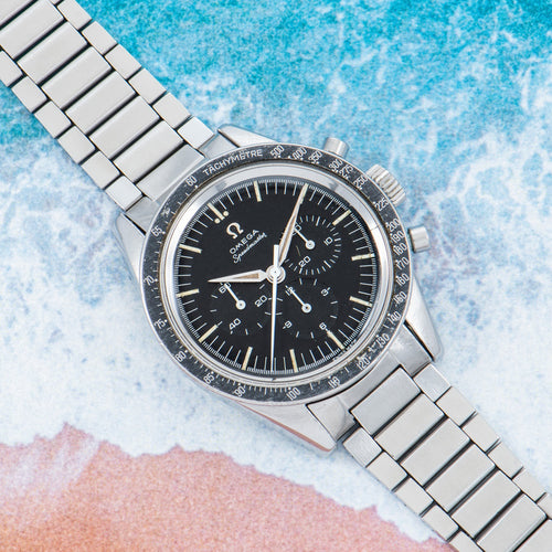 Omega Speedmaster – Analog:Shift