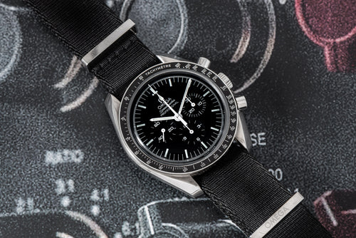 Omega Speedmaster Professional – Analog:Shift