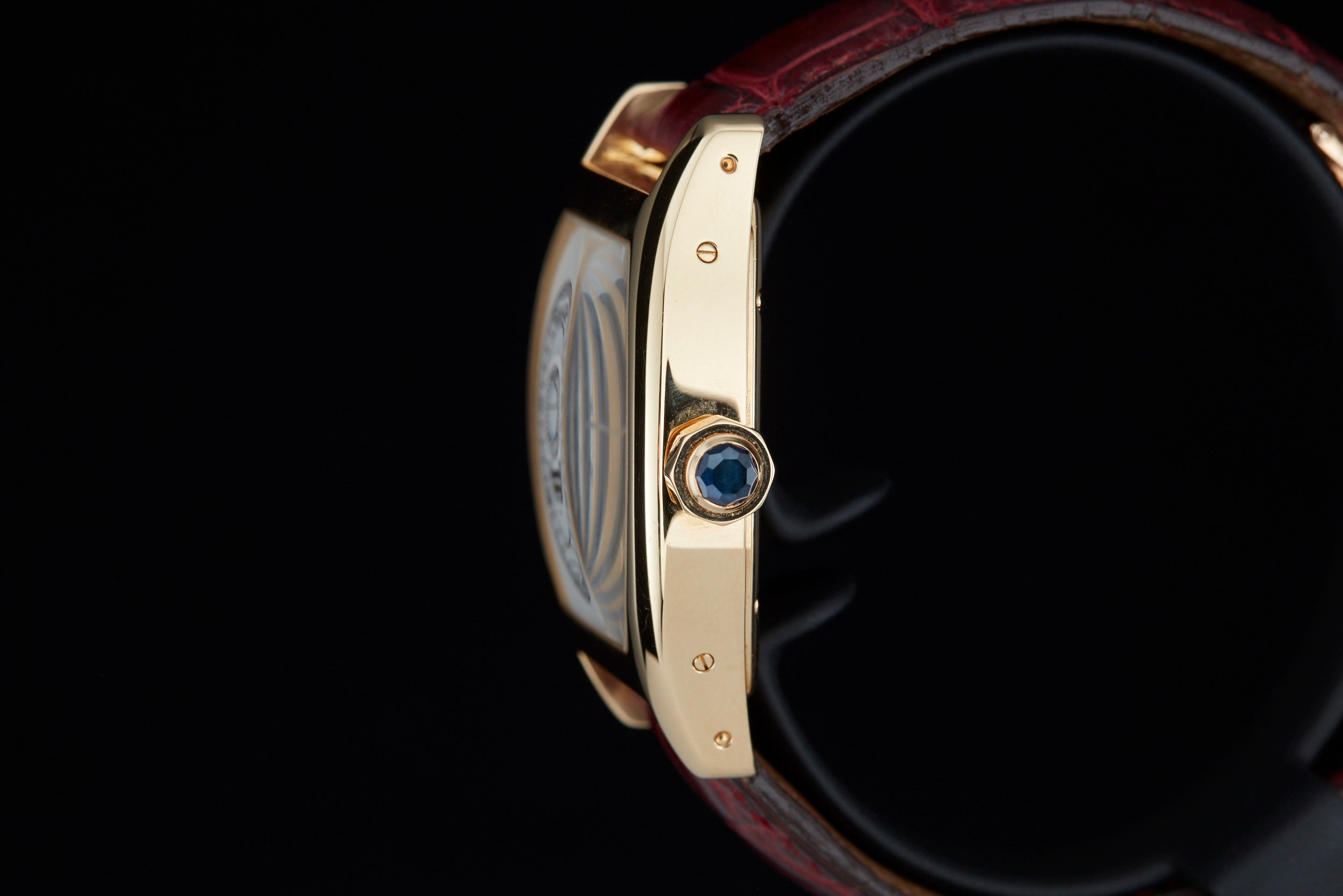 Cartier Tortue Monopusher Chronograph – Analog:Shift