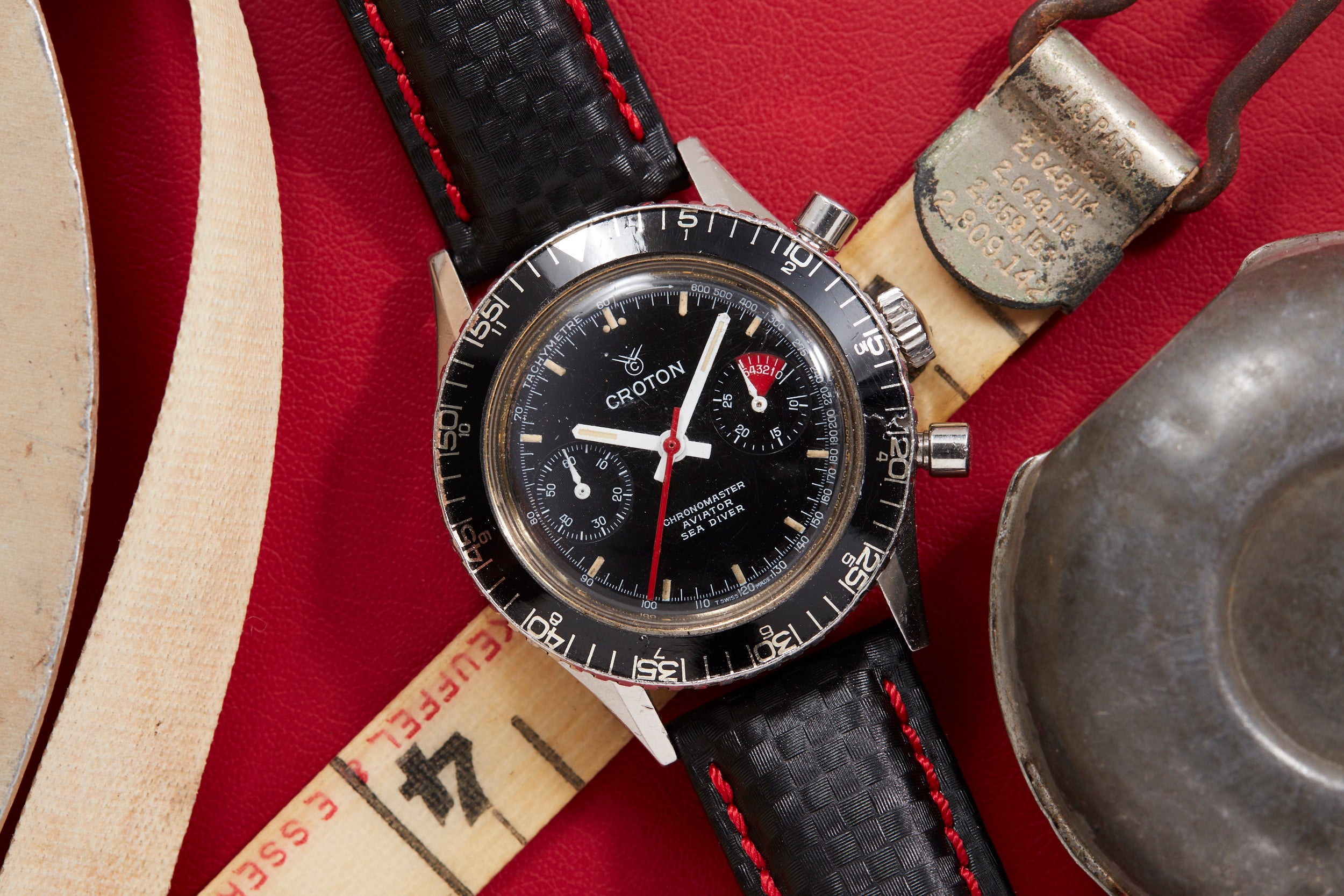 Croton Chronomaster Aviator Sea Diver – Analog:Shift