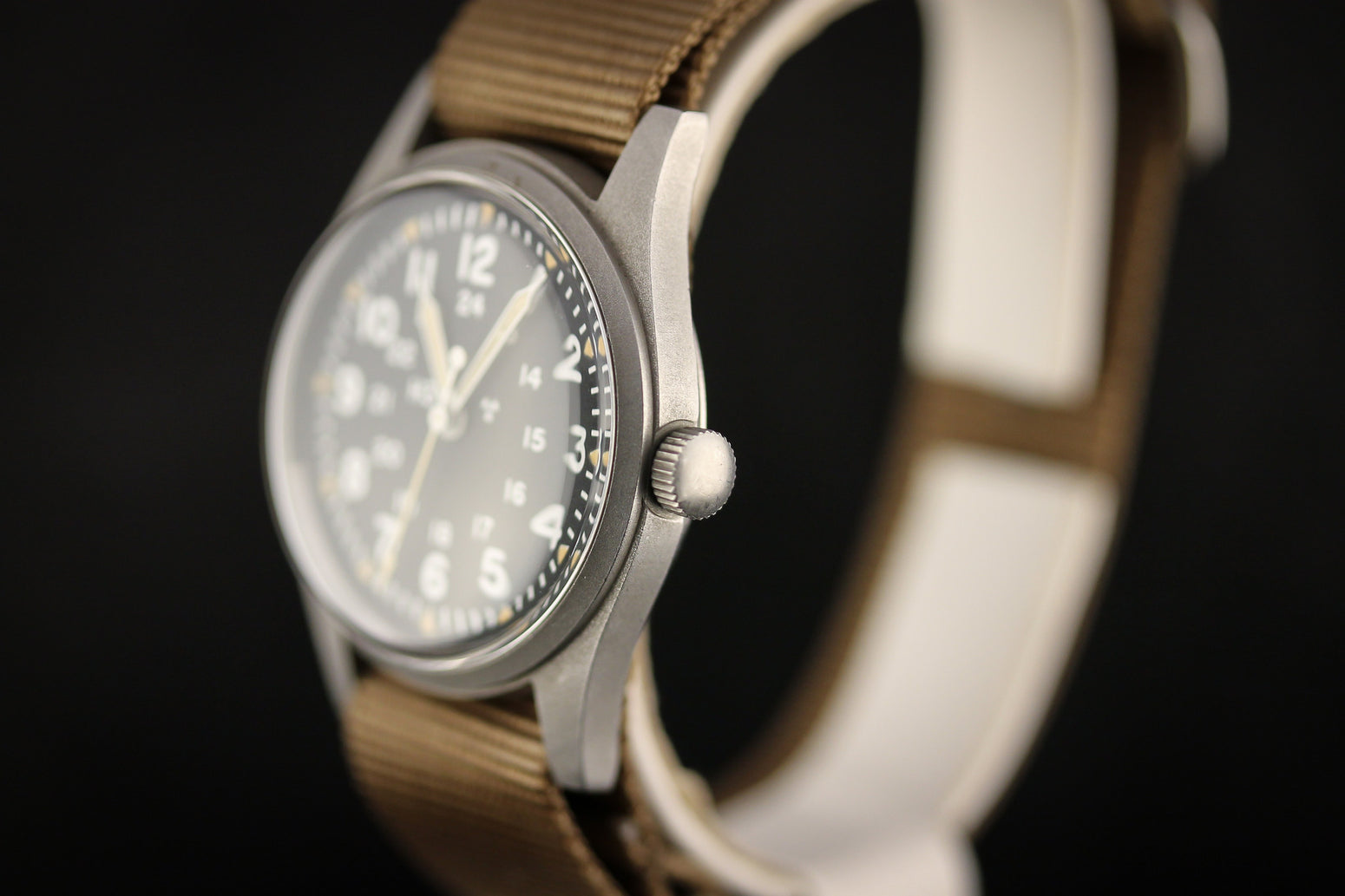 Hamilton GI Watch - Dec. 1981 – Analog:Shift