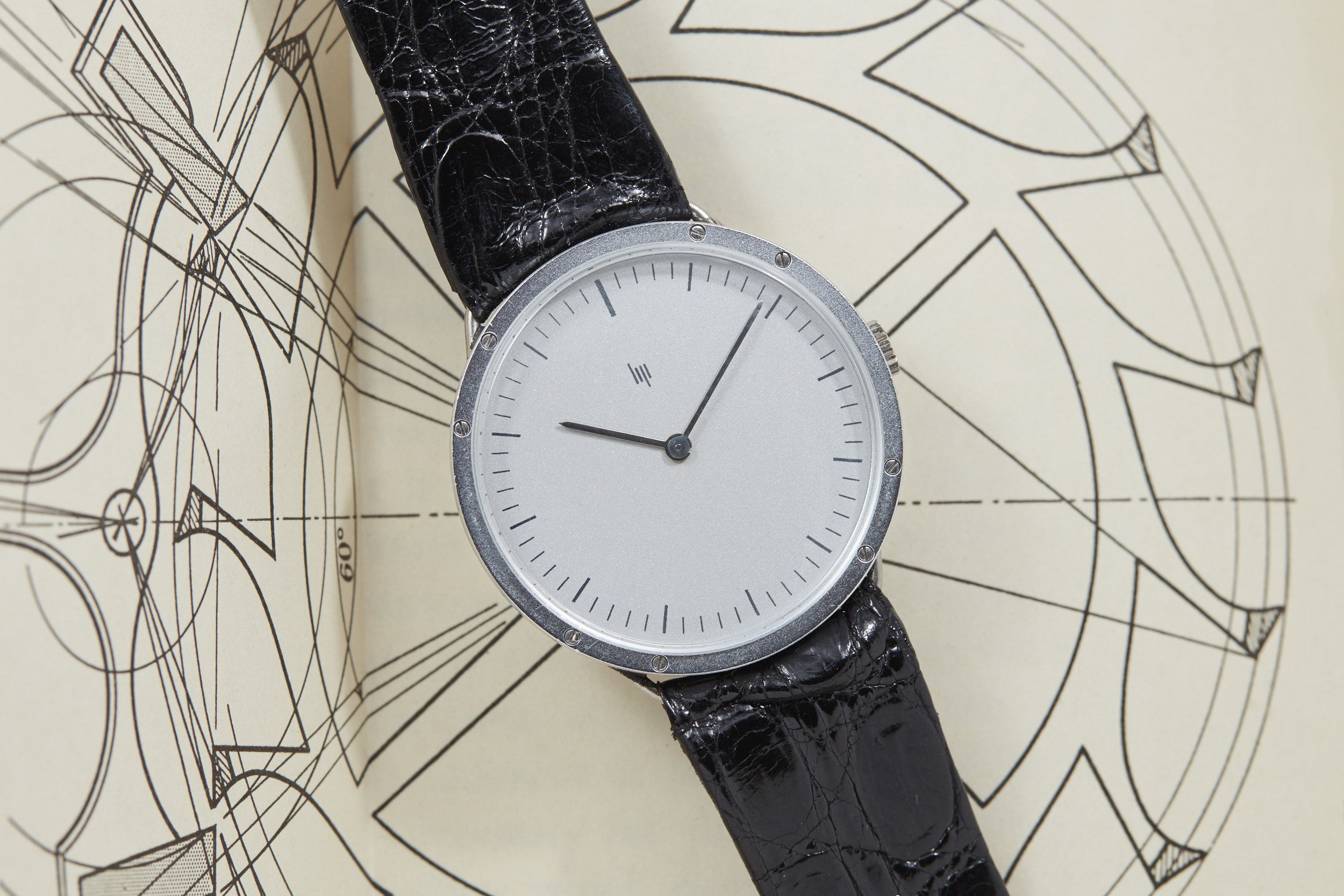 LIP Gents Dress Watch – Analog:Shift