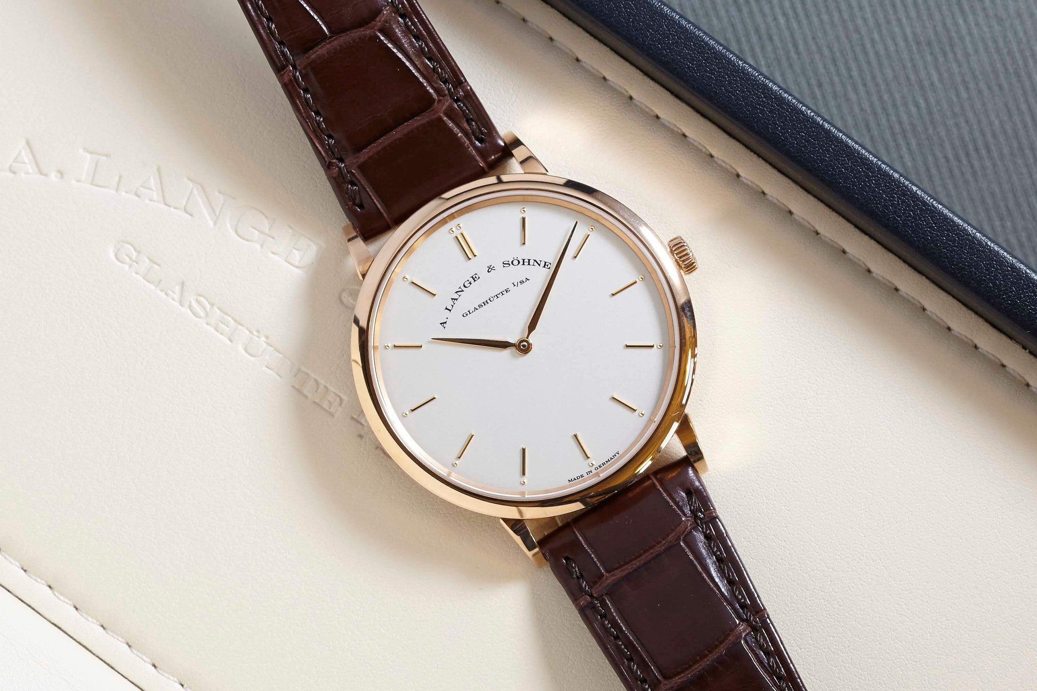 A. Lange & Söhne Saxonia Thin Pink Gold – Analog:Shift