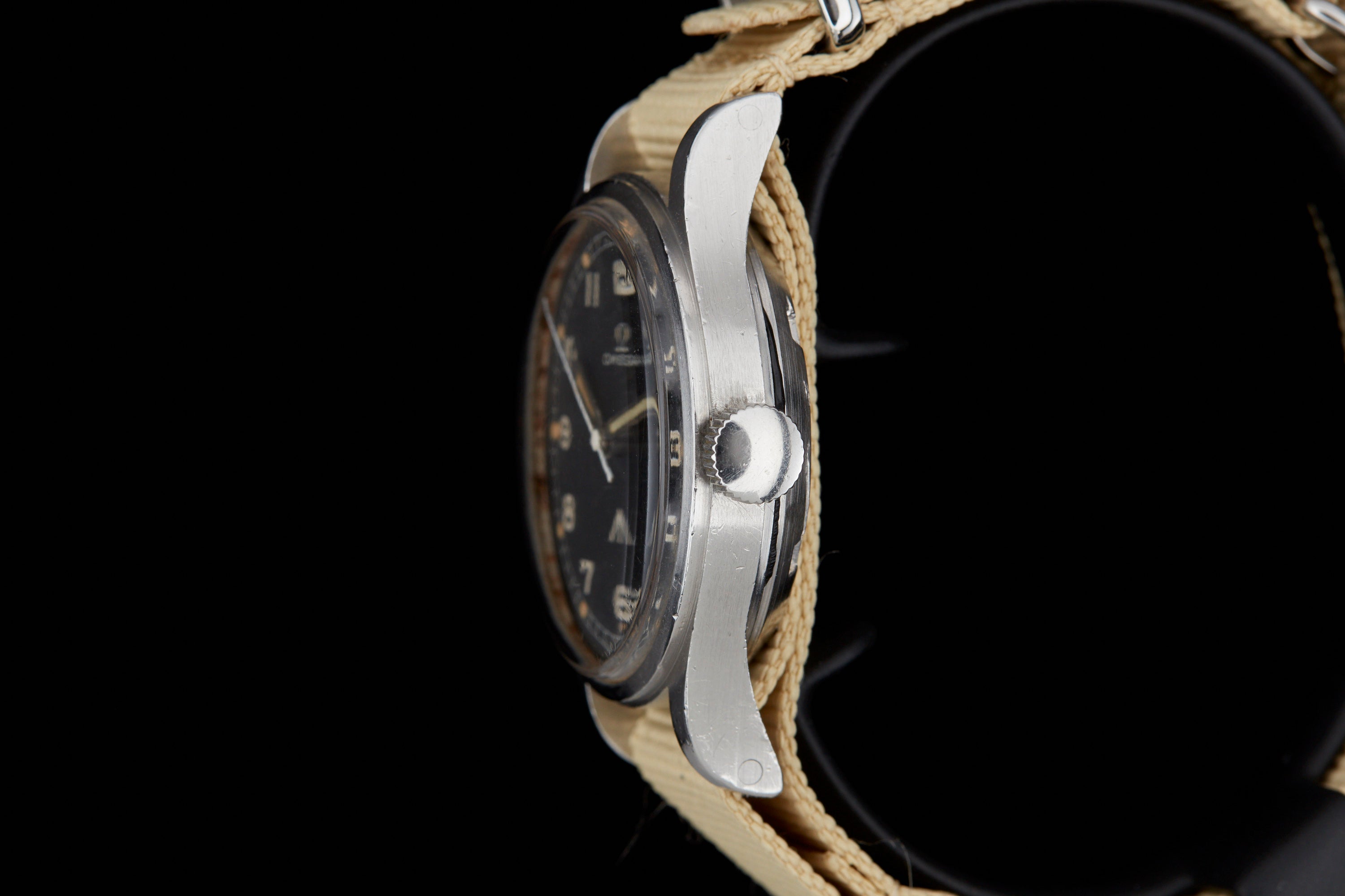 Omega RAF 53 Thin Arrow – Analog:Shift