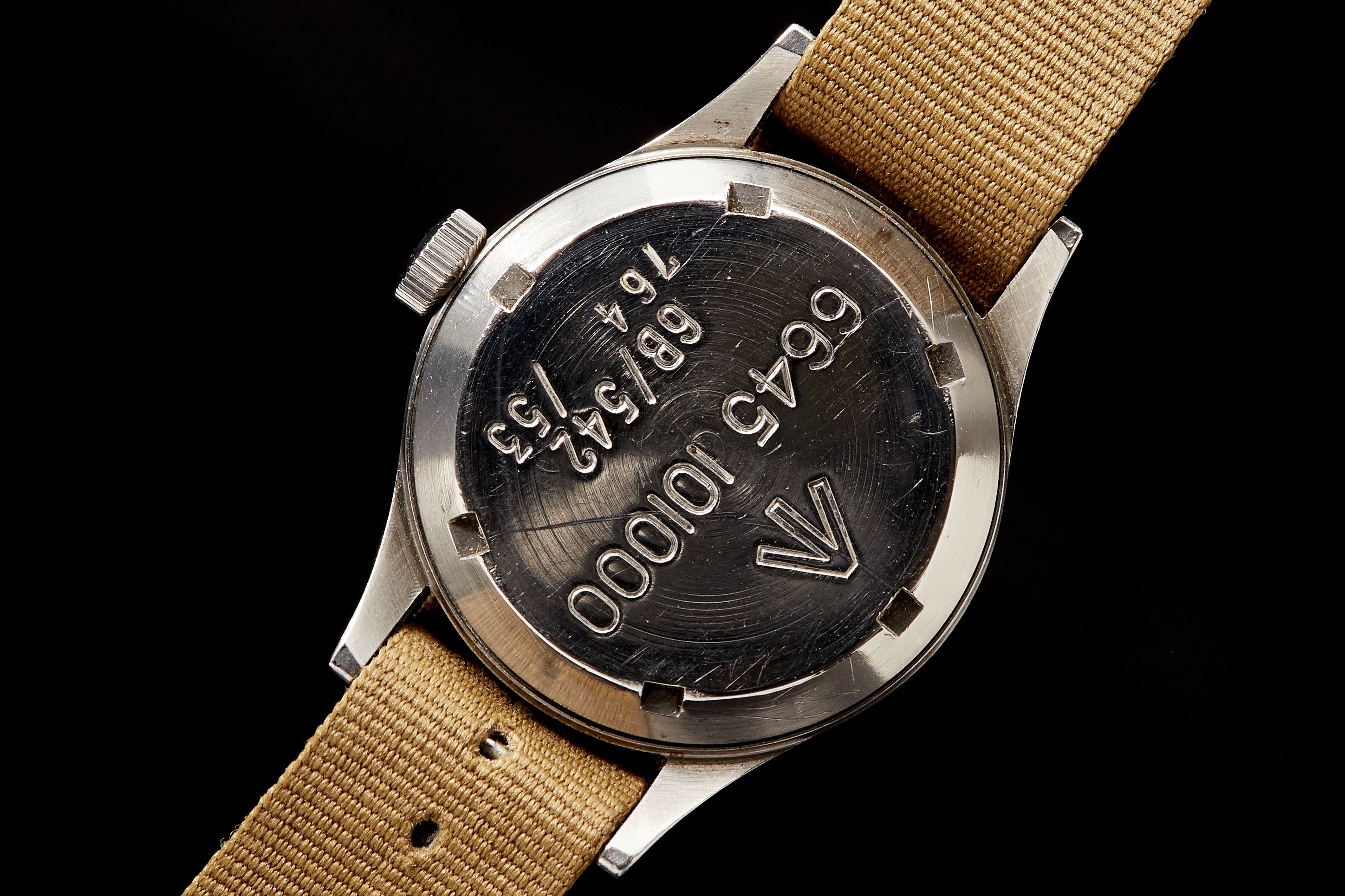 Omega Thin Arrow Raf 53 – Analog:Shift