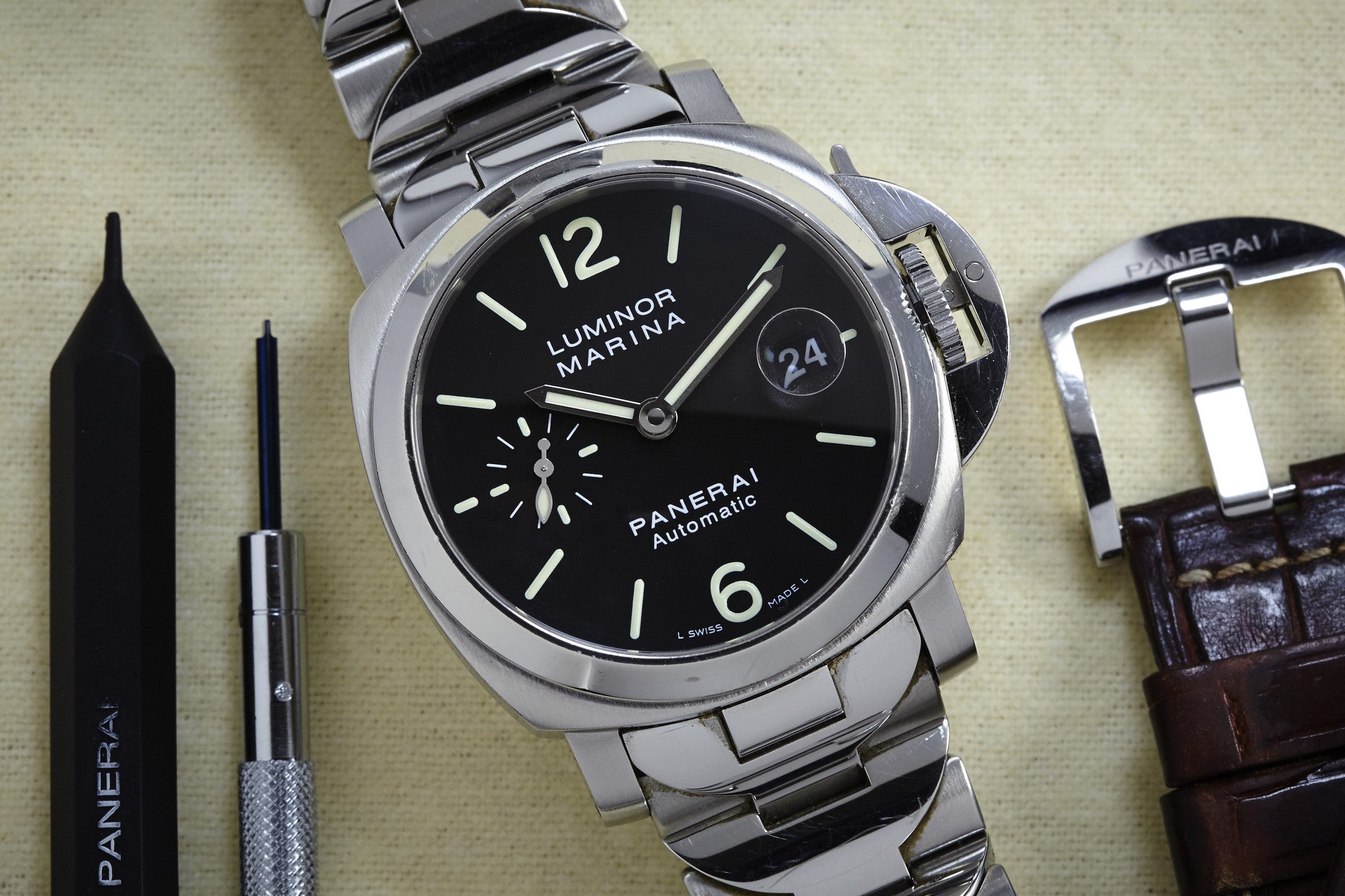 Panerai Luminor Marina 40mm Automatic – Analog:Shift