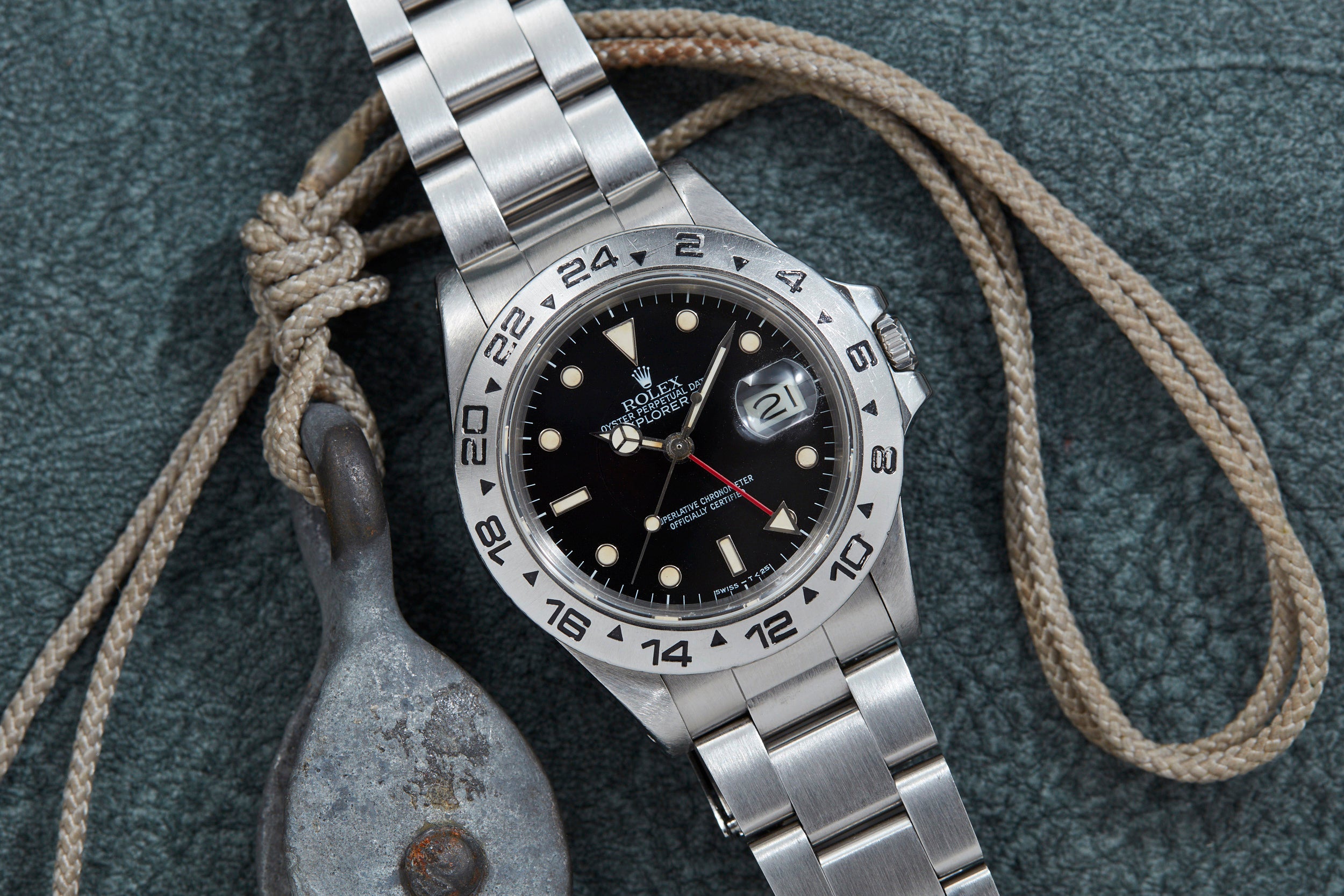 Rolex Explorer II – Analog:Shift