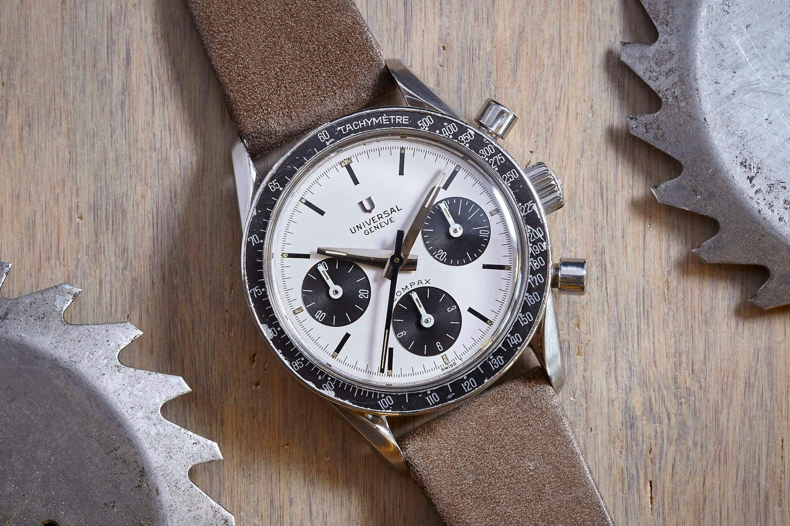 Universal Genève Compax - "Nina Rindt" – Analog:Shift