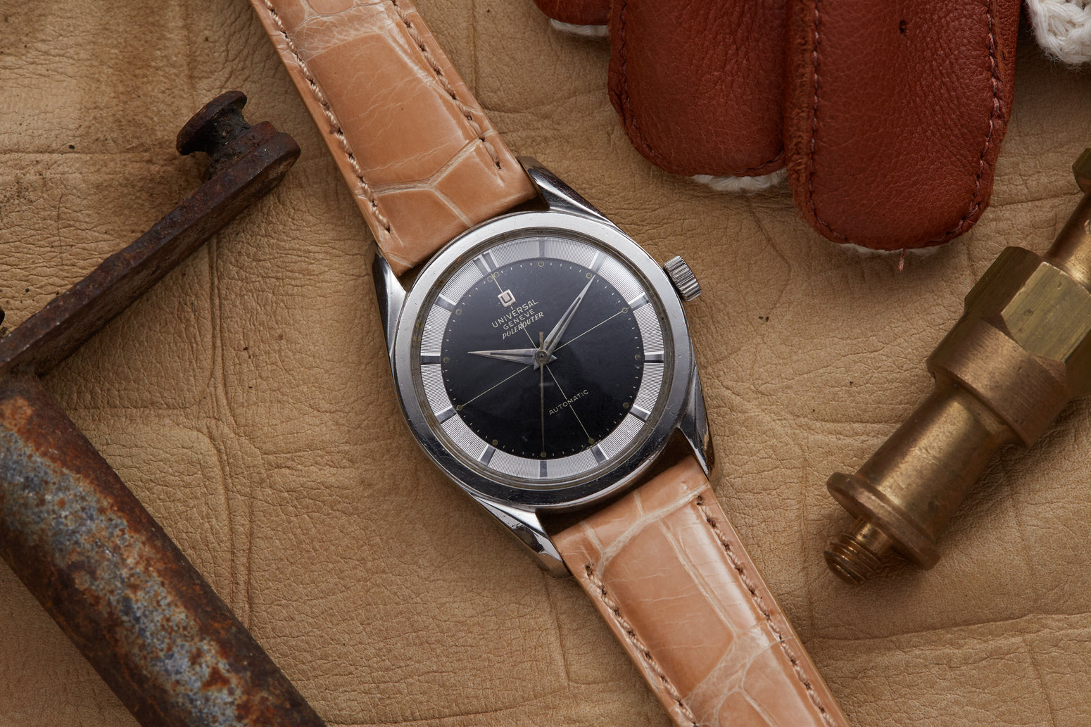 Universal Geneve Polerouter – Analog:Shift